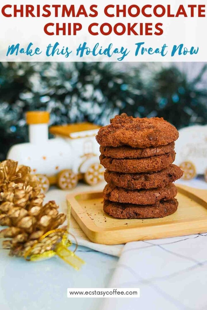 Christmas Chocolate Chip Cookies | Make this Holiday Treat Now