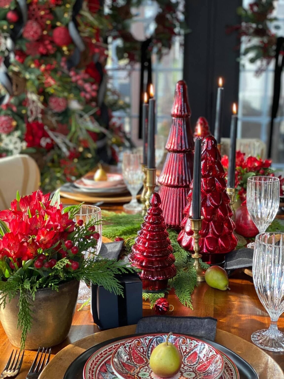 40 Christmas Table Decorating Ideas: Elegant yet Simple Ideas