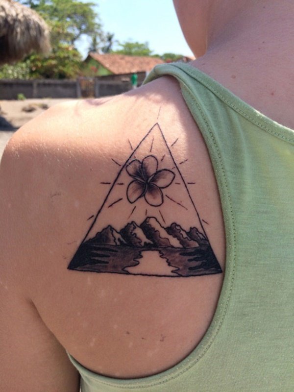 25 Cool Back Tattoo Ideas for the Young and Bold