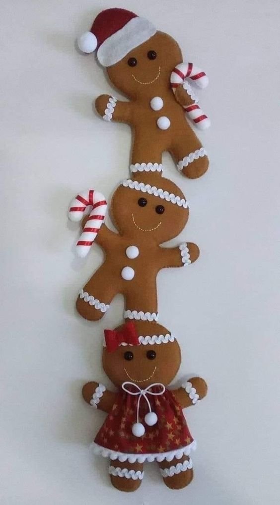 Create Dream Gingerbread Junction: Aesthetic Holiday Decor Ideas