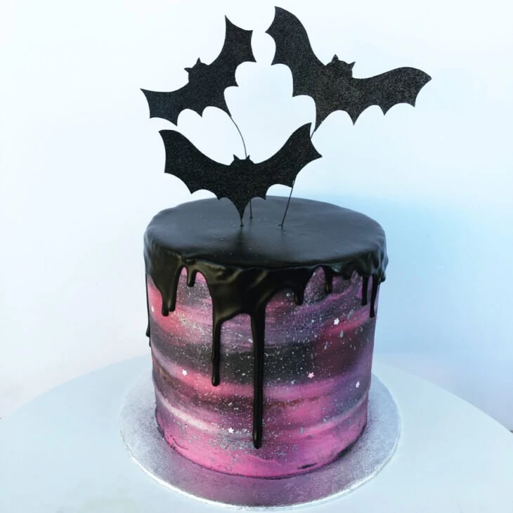 Delicious Halloween Cakes - Try Our Spooky Recipes Today!