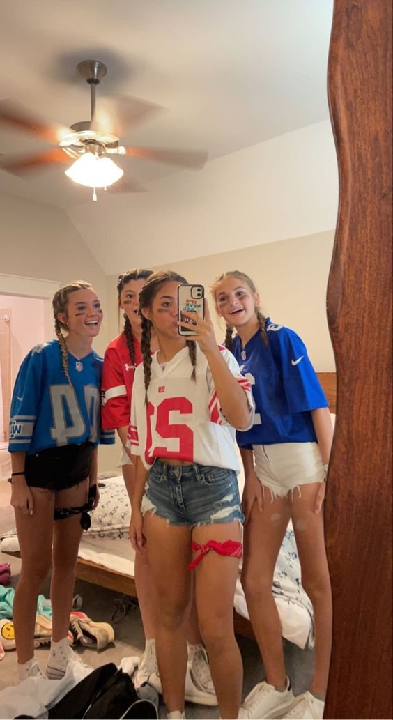 Squad Goals: 20 Creative Group Halloween Costume Ideas for 2024